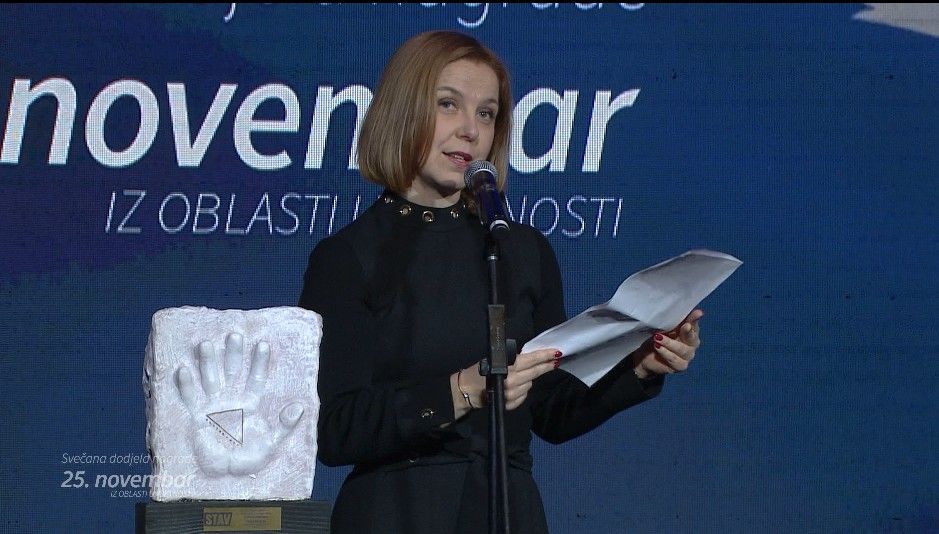 Begović-Sokolija na dodjeli nagrade ’25. novembar': Neke riječi Dine ...
