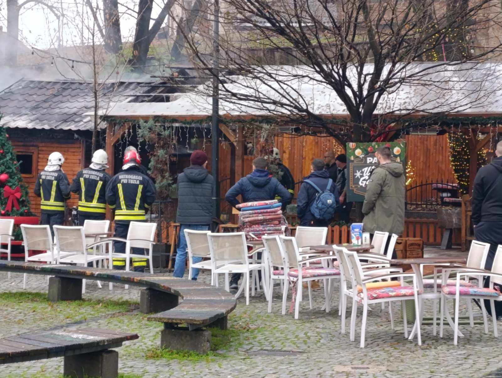 Požar u Tuzli: Planuo pomoćni objekat kafića, zapalila se friteza ...