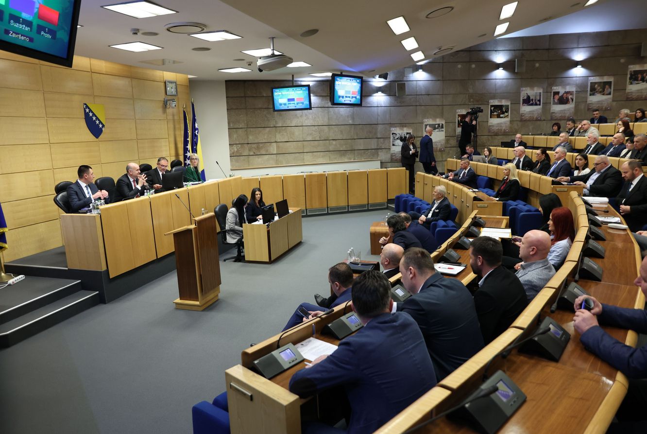 Prekinuta sjednica Doma naroda: Nije se glasalo o izboru sudija ...