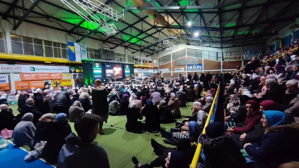 Puna dvorana na večeri Kur'ana u Kaknju: Učači iz Turske, Irana ...