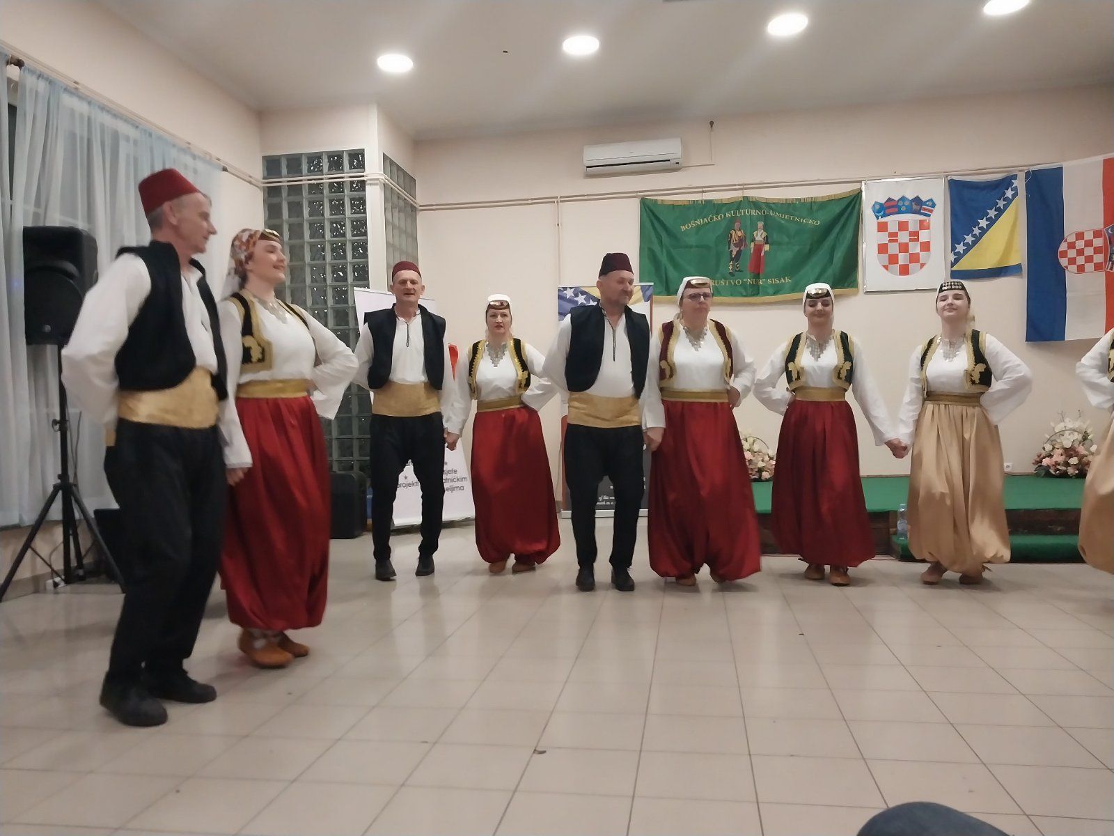 Asocijacija Mostovi prijateljstva BiH upriličila kulturno-umjetnički ...
