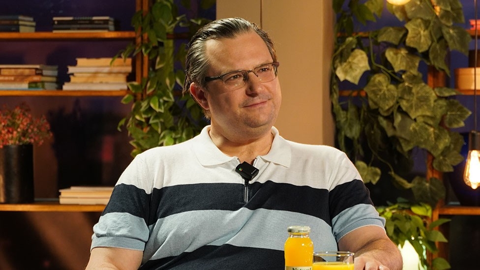 Zlatan Akšamija u Hayat podcastu: Školu sam pohađao na dva kontinenta ...